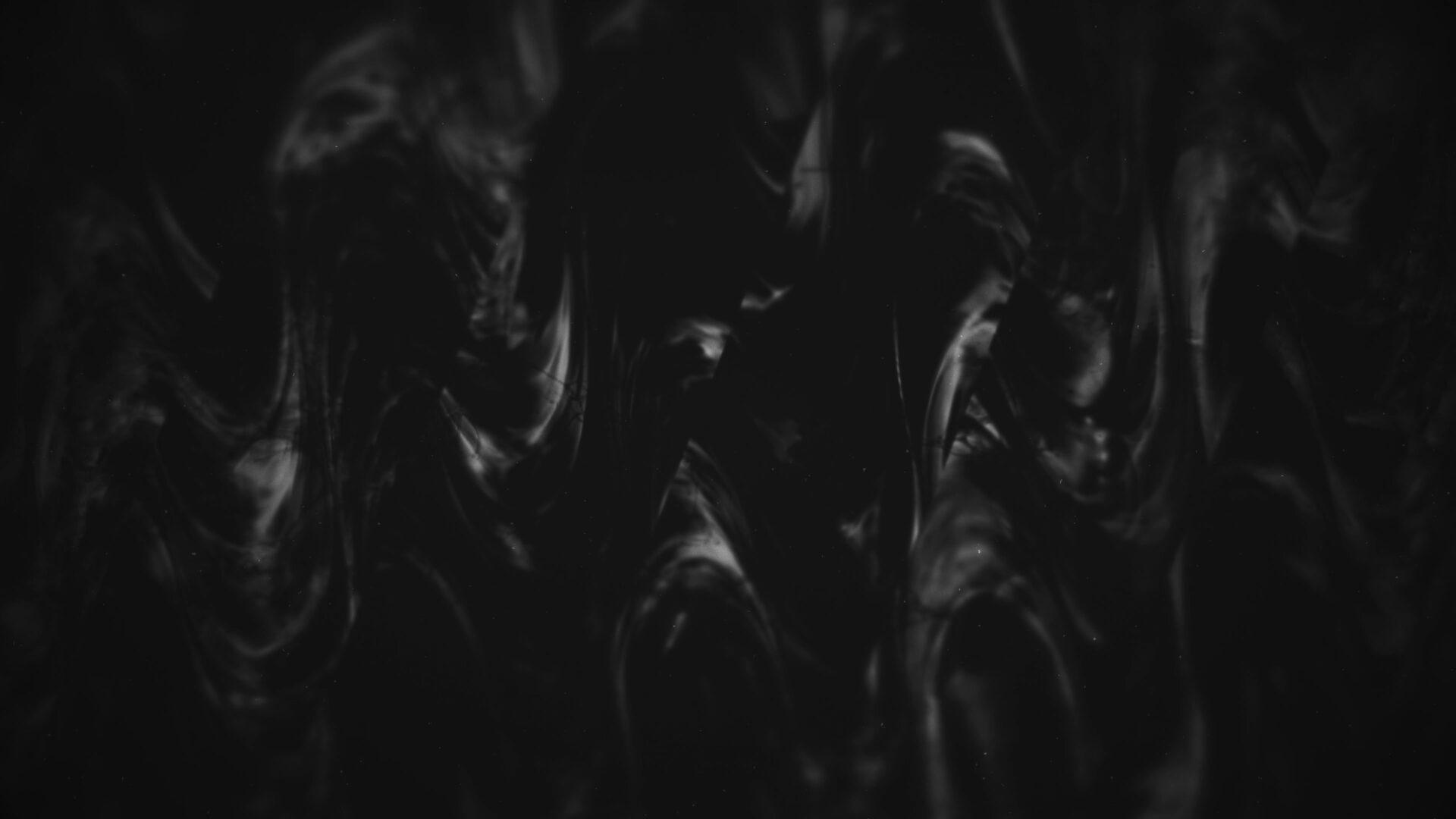 Dark-distortion-5-still